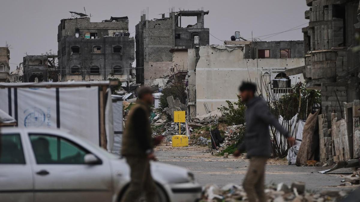 Israeli fire kills two Gazans, truce moves to new phase - Aman Shanti News