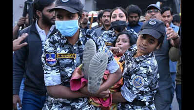 Questioning of KTR is political vendetta, alleges BRS | Hyderabad News ...